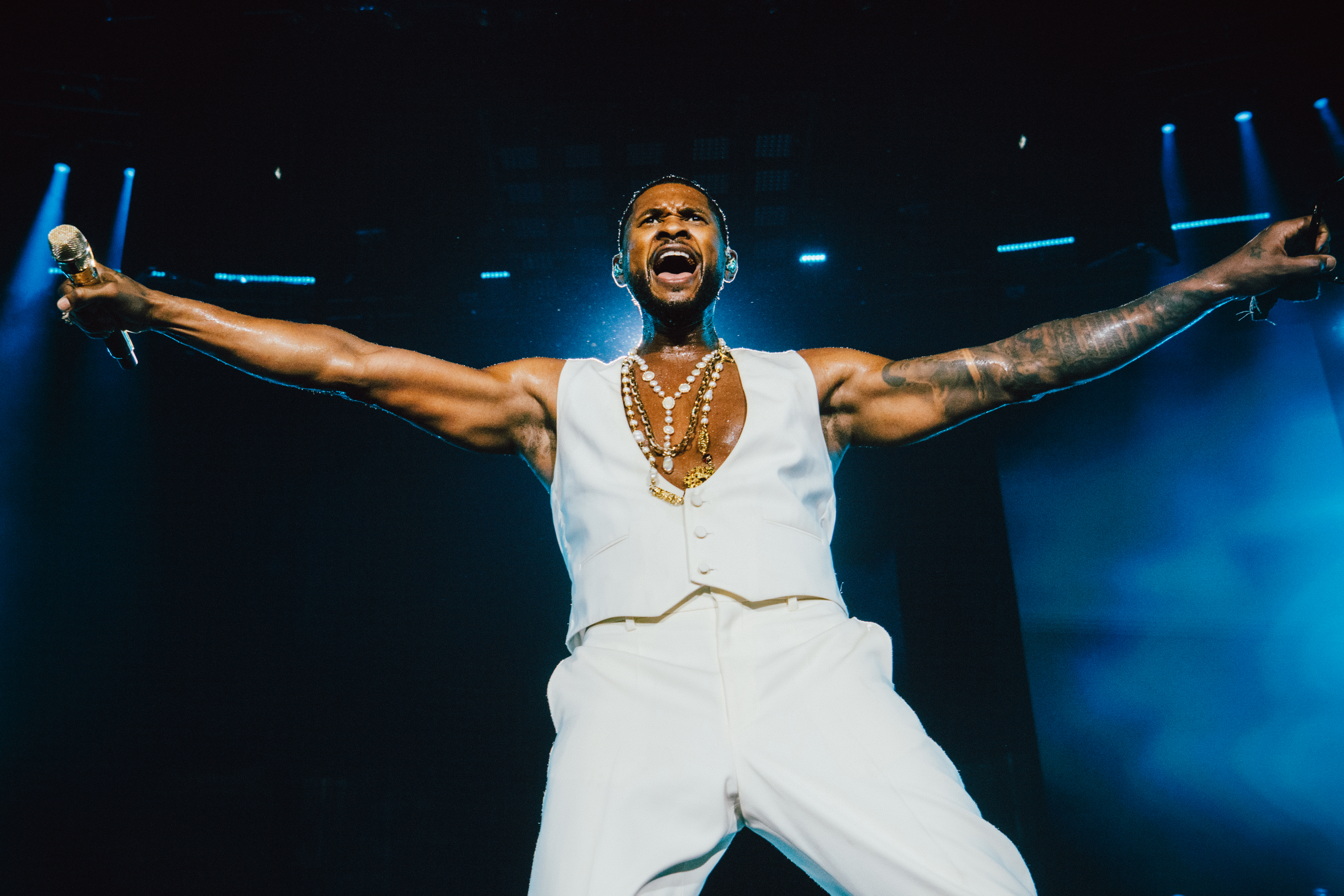 'Usher: Rendezvous in Paris' concert film hits BET+ in May - UPTOWN ...